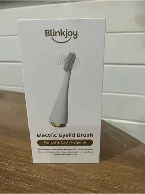 Blinkjoy | Skincare | Blinkjoy Electric Eyelid Brush White Gold Nwt ...